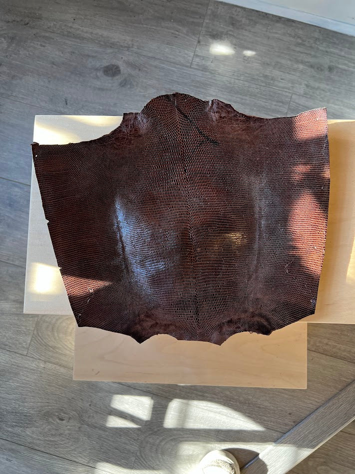 Lizard Skins – Hand and Sew Leather